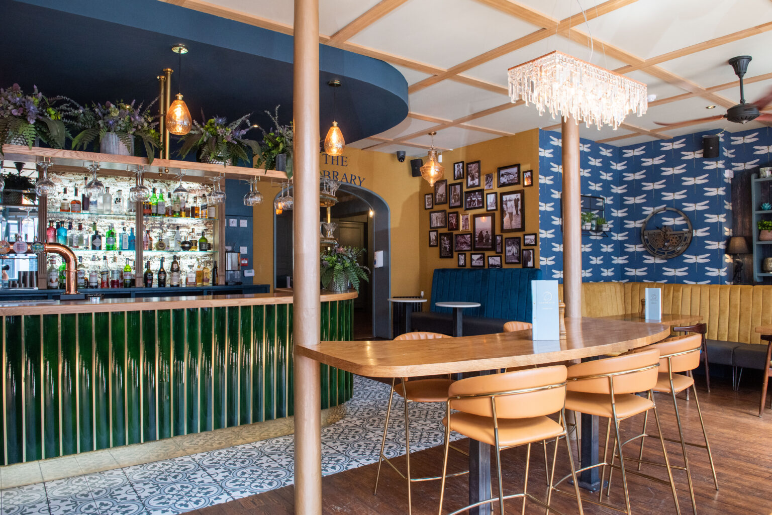 Carter & Co • RESTAURANT • COCKTAIL BAR • BOUTIQUE ROOMS